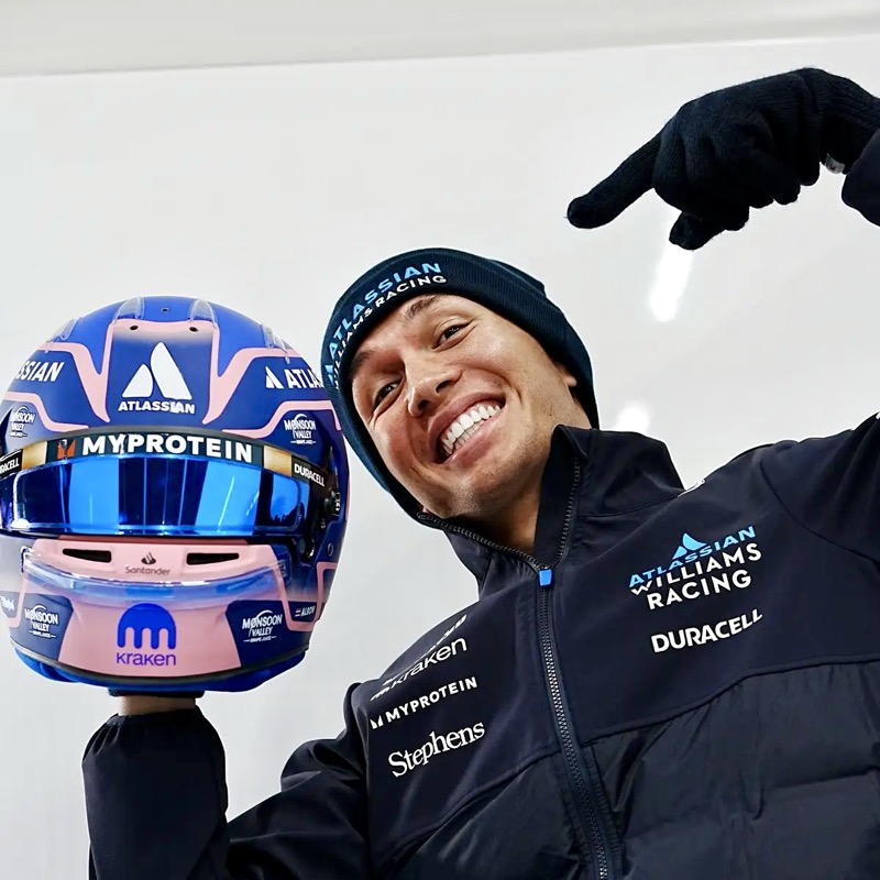Alex Albon 2025 1:2 BELL Helmets F1 Williams Upgrade Bundle - The ...